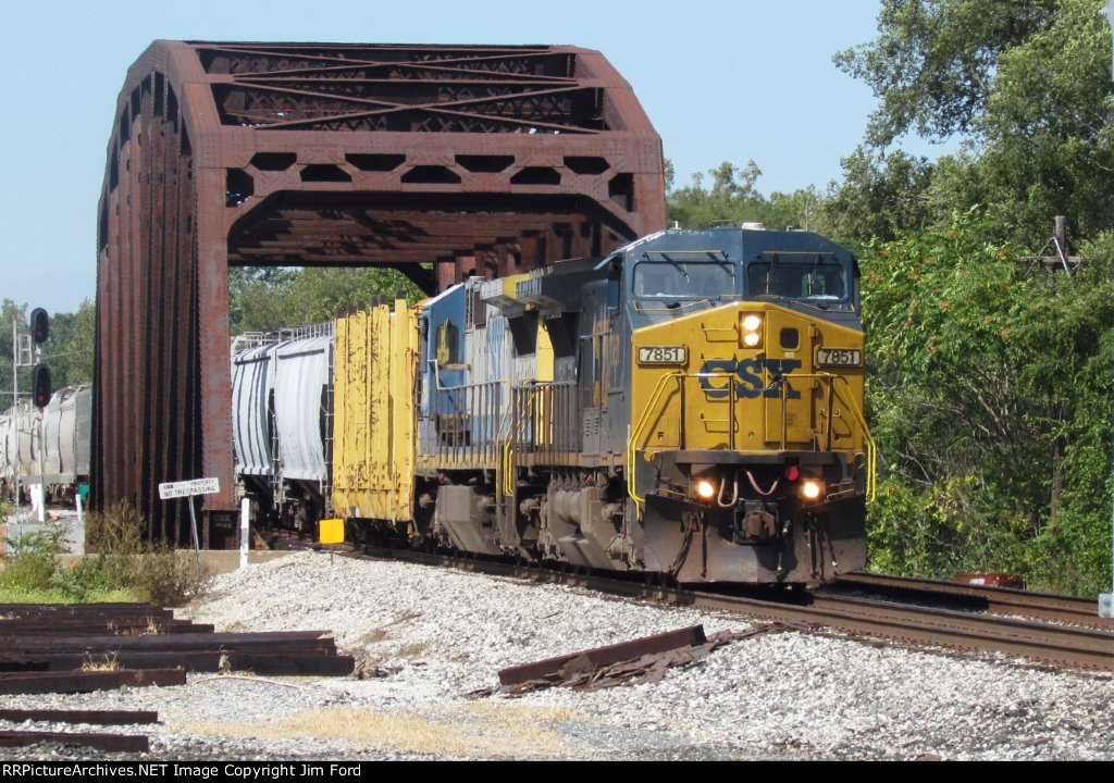 CSXT 7851